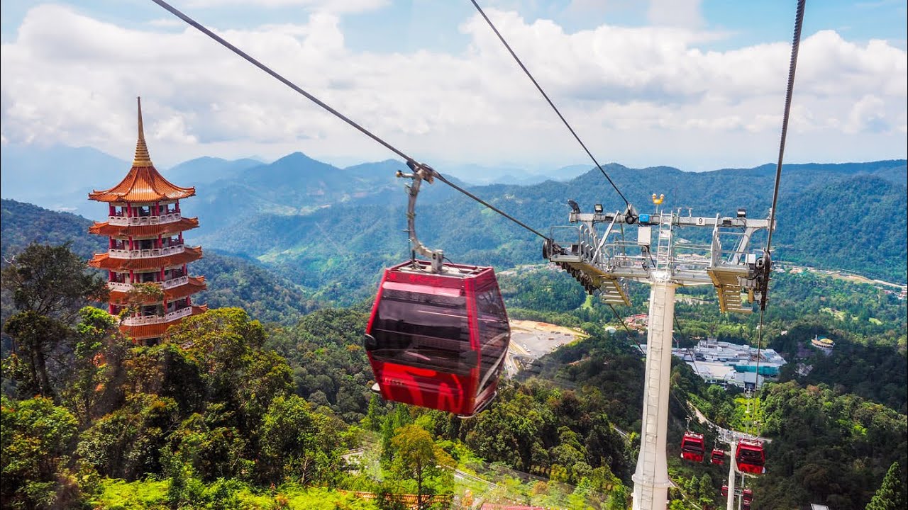 Genting Highland and Visit the Batu Caves 6 Horse trip private car 4 ...